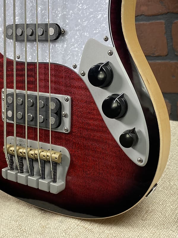 Woodcraft Ampmaster 5 String Dual Pickup Short scale 30″ Electric Bass ...